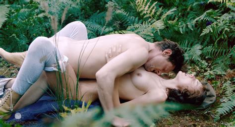 Emma Corrin Naked Lady Chatterley S Lover