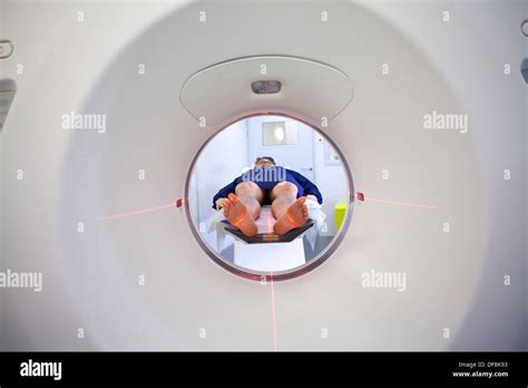 Abdominal ct scan abdomen Fotos und Bildmaterial in hoher Auflösung