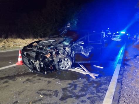 Azi noapte accident TERIBIL Trei TINERI în stare GRAVĂ Ziarul Top