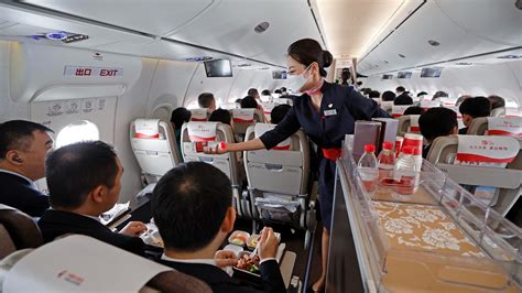 La Chine Inaugure Son Premier Avion De Ligne