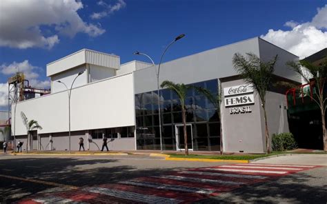 Fábrica da Coca Cola FEMSA Brasil completa 30 anos em Jundiaí