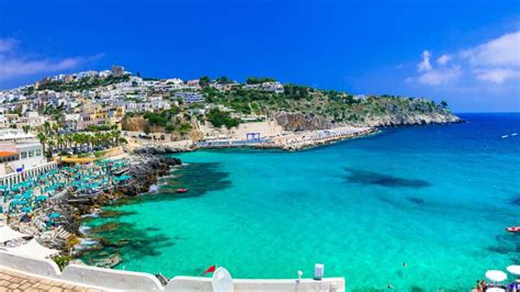 Le 10 spiagge più belle della Puglia Turisti in Puglia
