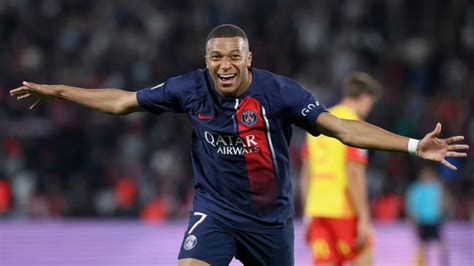Stella Maxwell To Ines Rau All Of Kylian Mbappe S Rumoured Girlfriends