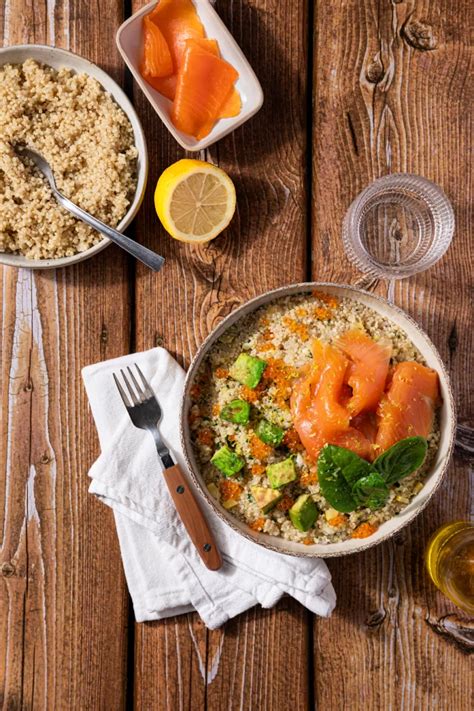 Quinoa avocat et truite fumée Ovive