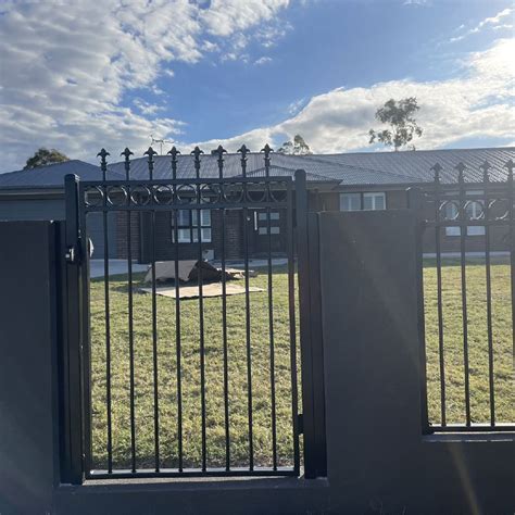 Aluminum Spear Ring Top Gate Pedestrian Gate Acmg Experts In