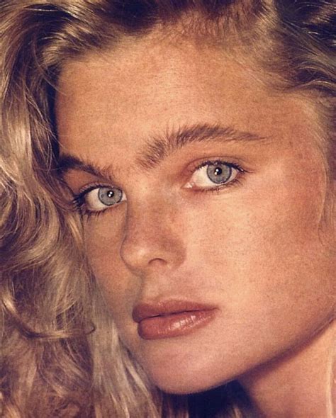 Erika Eleniak Nackt