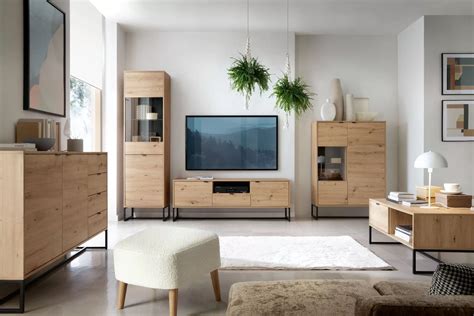 Nowoczesne witryny szklane w salonie Świat Inspiracji BLOG