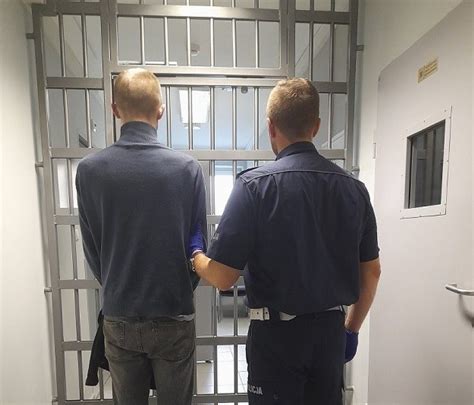 Policjanci Z Pruszcza Gda Skiego Zatrzymali Dw Ch M Czyzn Z