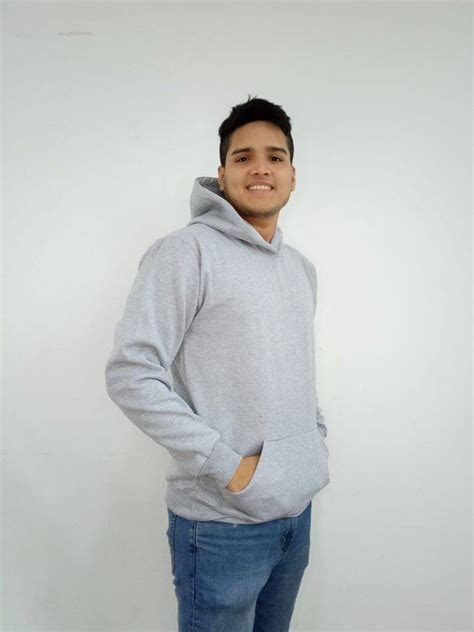 POLERA CAPUCHA MELANGE POLOS BALTICA