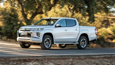Nova Mitsubishi L200 Triton cara de Eclipse será lançada no Brasil
