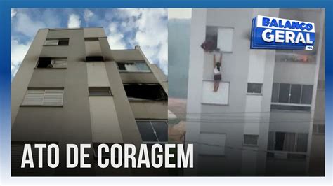 REPERCUSSÃO NACIONAL Casal pula de prédio para escapar de incêndio