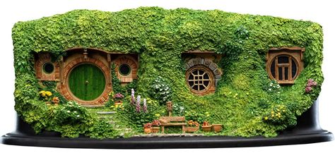 Weta The Lord Of The Rings Bag End Front Entrance Environment Statue