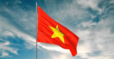 Đoạn văn về tinh thần yêu nước của nhân dân ta 8 mẫu Trường THPT