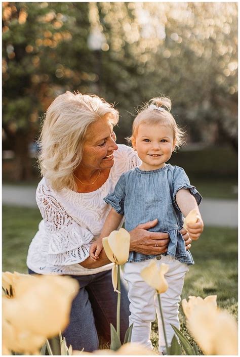 Pin By Andrea Anderson On Grandparents Photo Session Grandmother