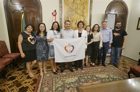 Após vetar projeto de lei Moisés assina decreto que regulamenta uso de