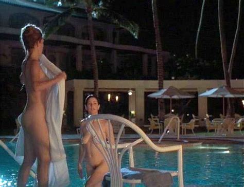 Stephanie Niznik Naked Telegraph