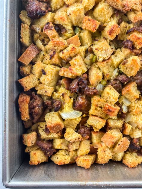 How To Make Sourdough Stuffing With Sausage Smart Savvy Food