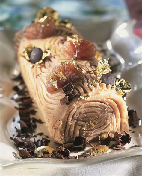Recette bûche aux marrons glaçage à la crème de marrons Marie Claire