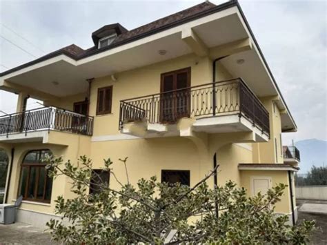 Vendita Villa Unifamiliare In Via Provinciale Sannitica Piedimonte
