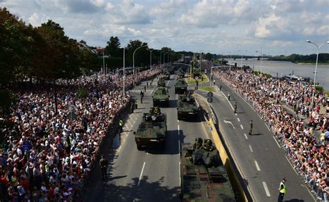 Święto Wojska Polskiego w Warszawie Defilada i inne uroczystości