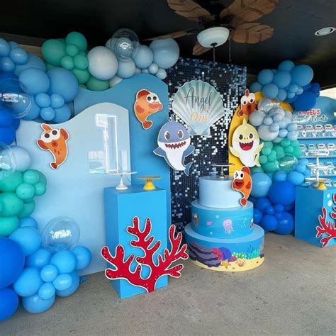 Nicole Creations Houston On Instagram Shark Party Decorations Baby