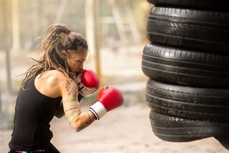 Guía Completa de Entrenamiento de Boxeo en Casa