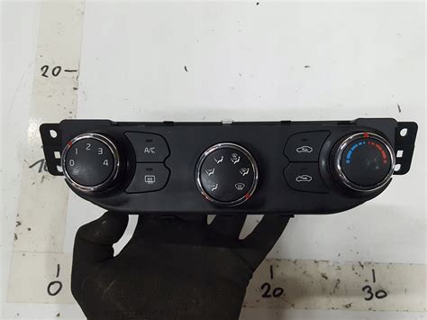 KIA CEED 2 II 12 16r PANEL KLIMATYZACJI NAWIEWU 97250 A2002 za 120 zł z