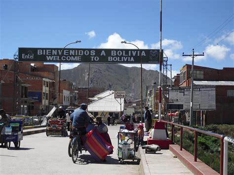Desaguadero Frontera Peru Bolivia Franciscodoceo Flickr