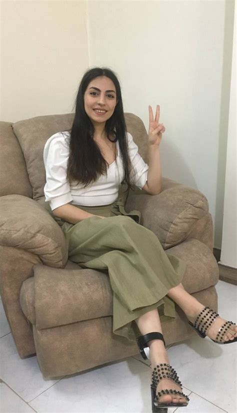 Xènia Bussé on Twitter RT LettresTeheran RahaTeimouri étudiante