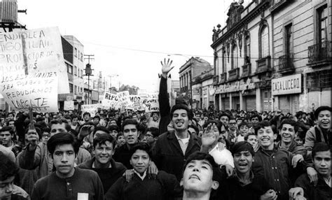 De Octubre No Se Olvida Las Canciones Que Recuerdan Al Movimiento