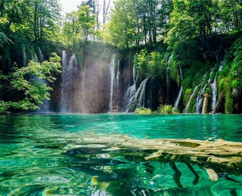 TOP FIVE MOST BEAUTIFUL PLACES OF THE WORLD
