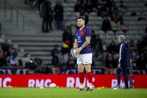 Matthieu Jalibert l indisponibilité confirmée quel impact pour le XV