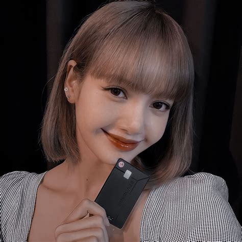 𝐃𝐄𝐒𝐂 aesthetic lisa icons lisa icons blackpink kpop lalisa