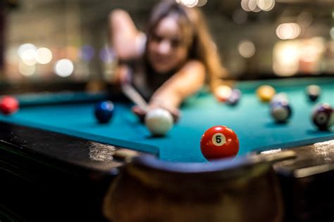 9 bares em São Paulo para quem ama jogar sinuca