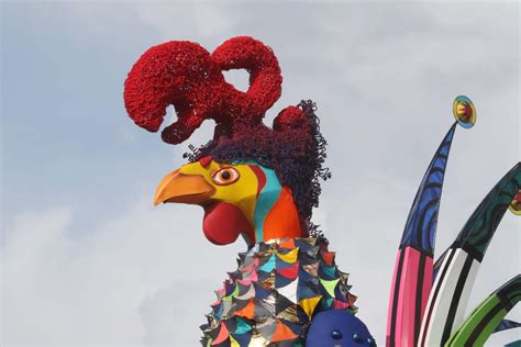 Galo da Madrugada está pronto para desfile no Recife Recife e Olinda