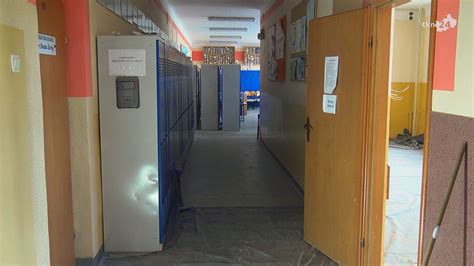 Wakacje 2024 Trwają remonty w koneckich szkołach TKN24