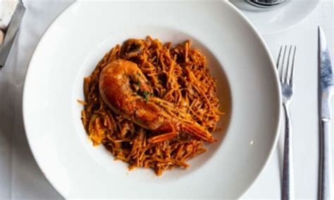 Fideuá Rápida En Freidora De Aire Con Solo 3 Ingredientes