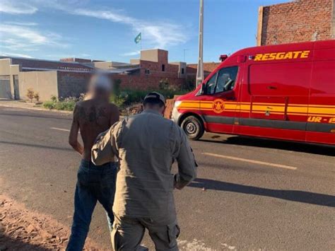Homem sofre corte na cabeça após cair do sofá em Três Lagoas Portal