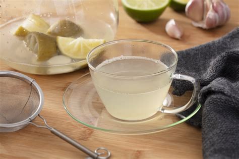 Chá de Limão Alho Para Curar Gripe Remédio caseiro para gripe