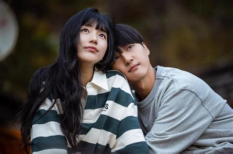 Binge Worthy Bae Suzy And Yang Se Jong Make K Drama Doona A Very Pretty Romance The Straits