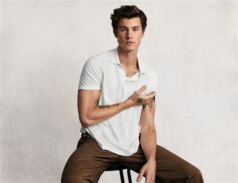 加拿大最帥鮮肉來了Shawn Mendes與Tommy Hilfiger登場形象照衣服要穿不穿少女們是不是心臟再次爆擊 Bella