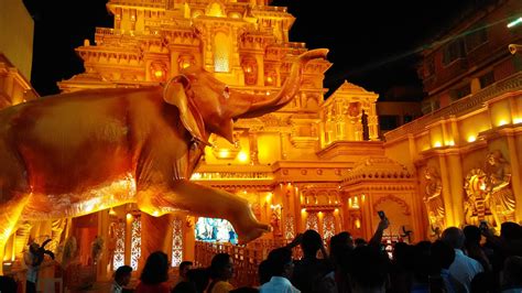 Kolkata S Durga Pujas Are Keeping Urban Folk Culture Alive