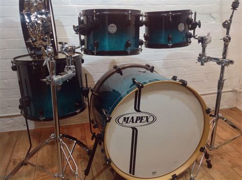 Mapex Horizon HX Series HX5045TCZNS 5 Piece Drum Set Blue Sparkle W