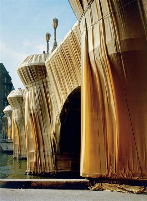Christo And Jeanne Claude The Pont Neuf Wrapped Paris Ii