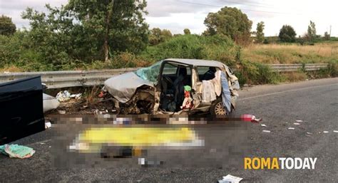 Incidente Mortale A Roma Il Suv Tesla E La Lancia Y Dopo Lo Schianto
