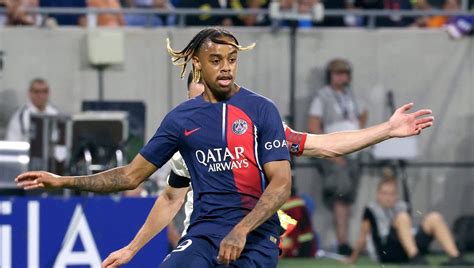 Le Profil De Barcola Va Lui Permettre D Avoir Sa Chance 100 PSG