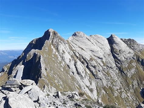 Blick Vom Gipfel Des Monte Contrario Auf Den Monte Hikr Org