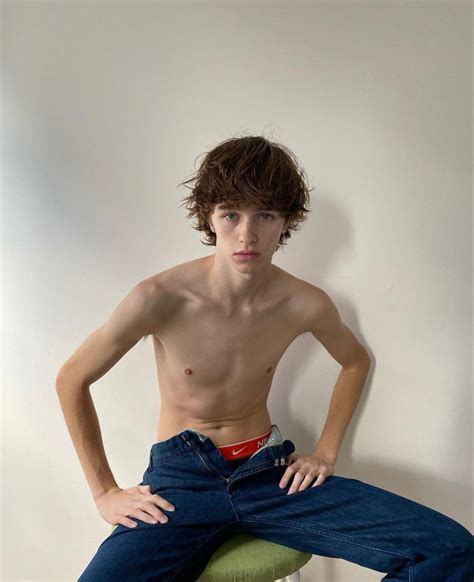 Male Pose Reference Brown Hair Men Human Body Anatomy Cute White Guys Character Inspiration