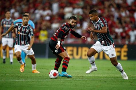 Confira retrospecto completo do histórico de confrontos entre Flamengo