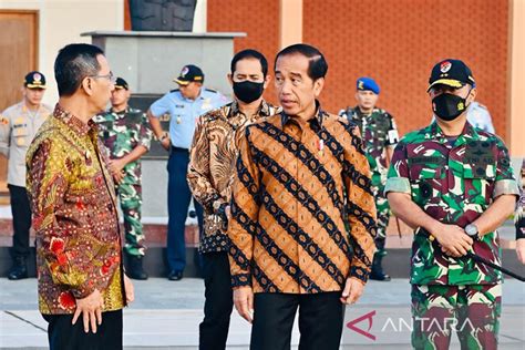 Presiden Jokowi Bertolak Ke Singapura Untuk Pertemuan Leaders Retreat